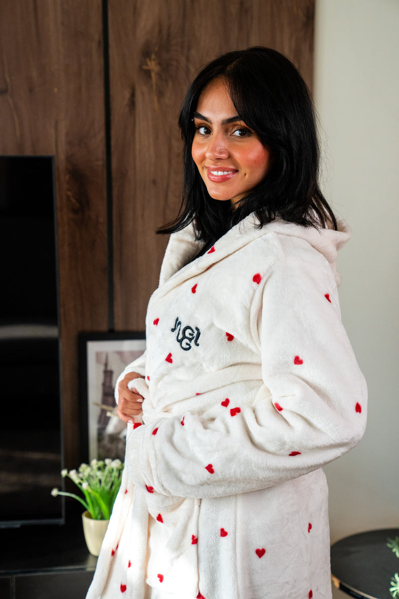 Snuggs Robe Off White Hearts – Snuggs Egypt