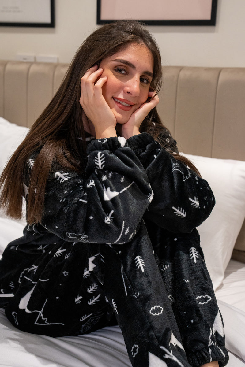 Snuggs Blanket Onesie Black Snow Mountains – Snuggs Egypt